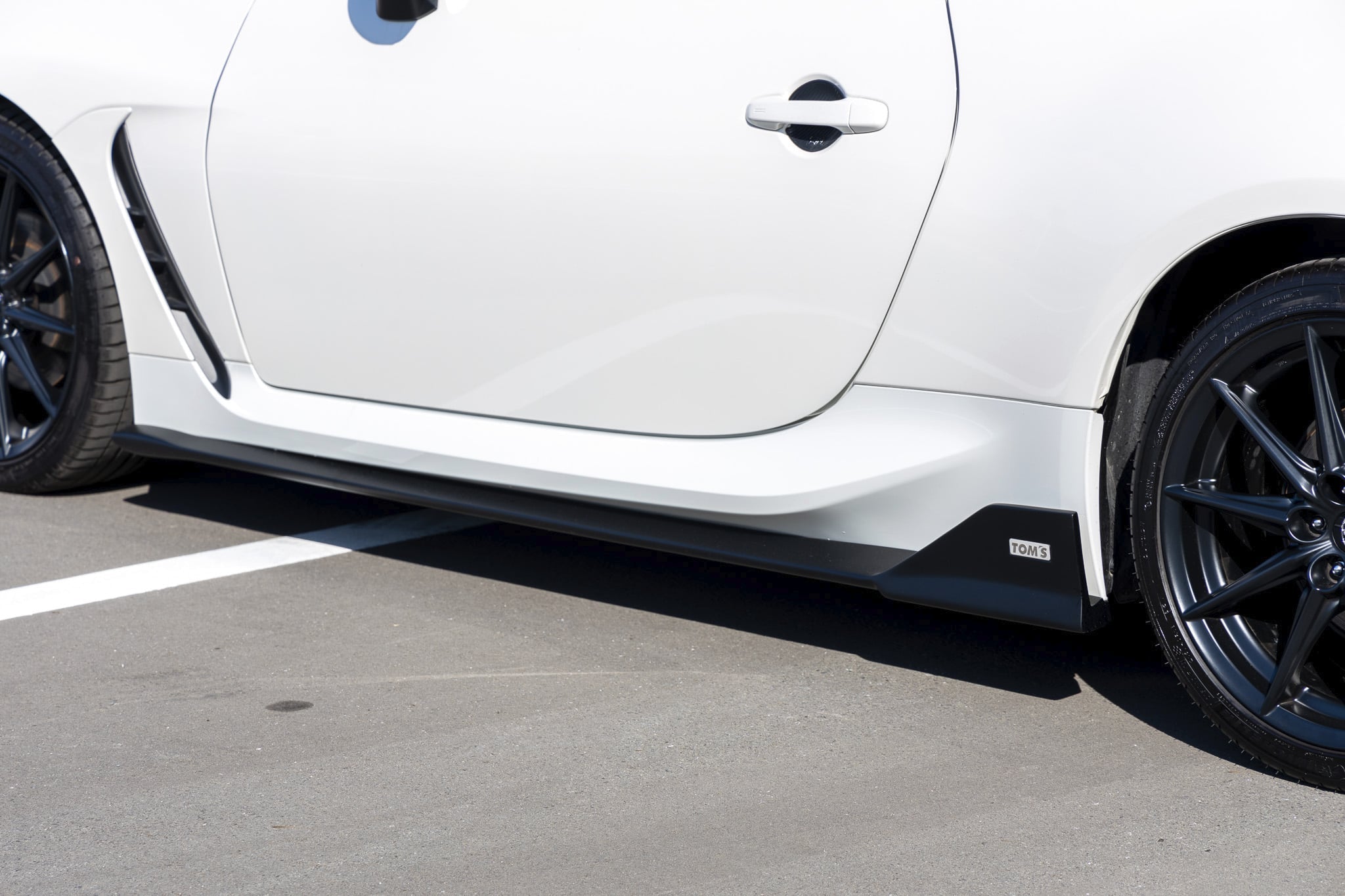 GR86 Side diffuser Skirt – toms racing australia