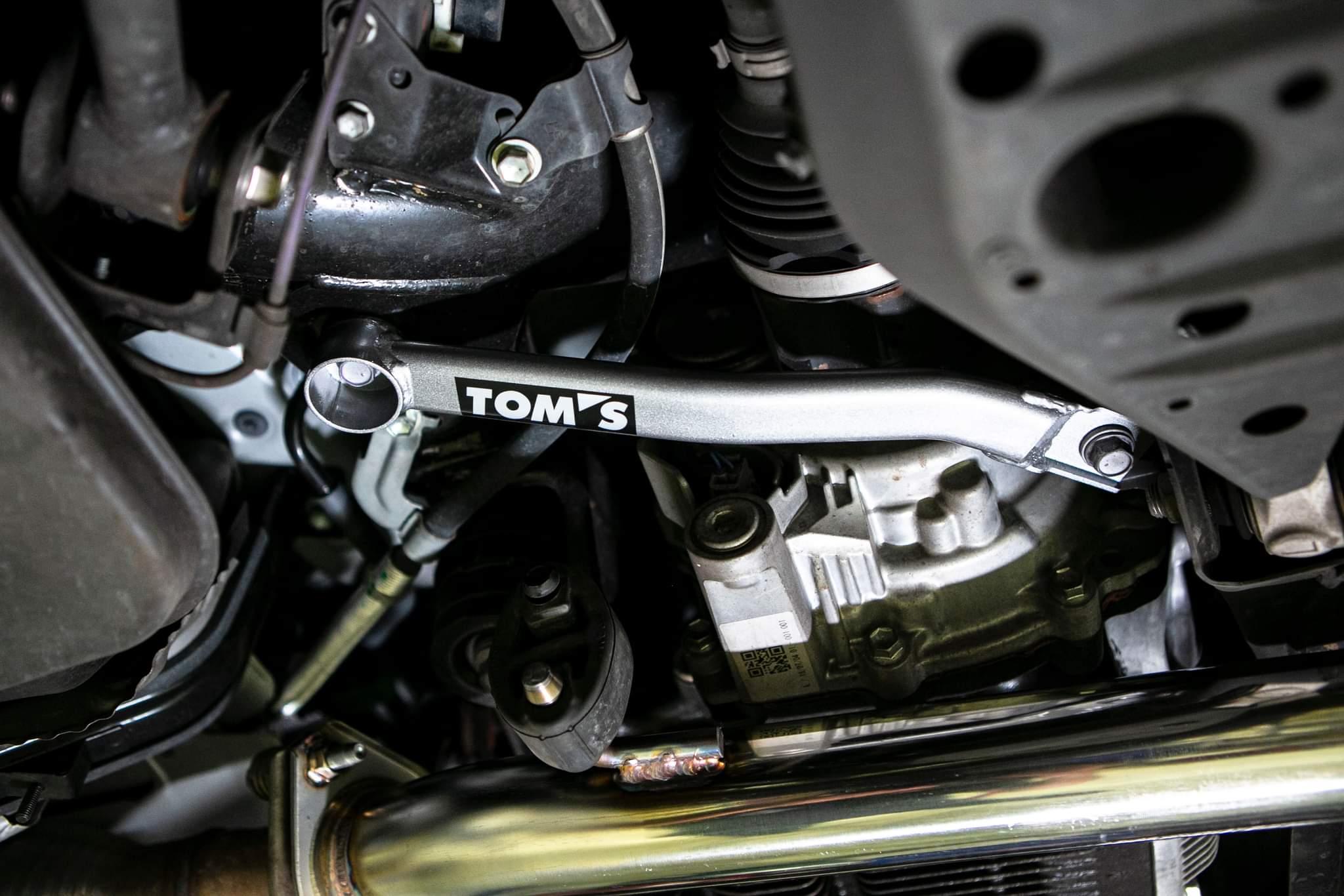 Toyota Corolla Hatch Lower Rear Brace – toms racing australia